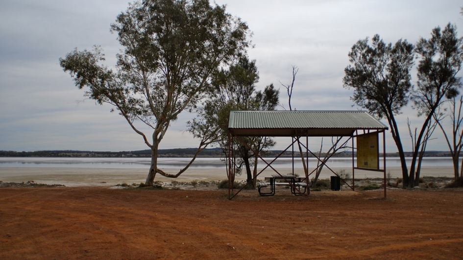 Locations Hub - Lake Ninan