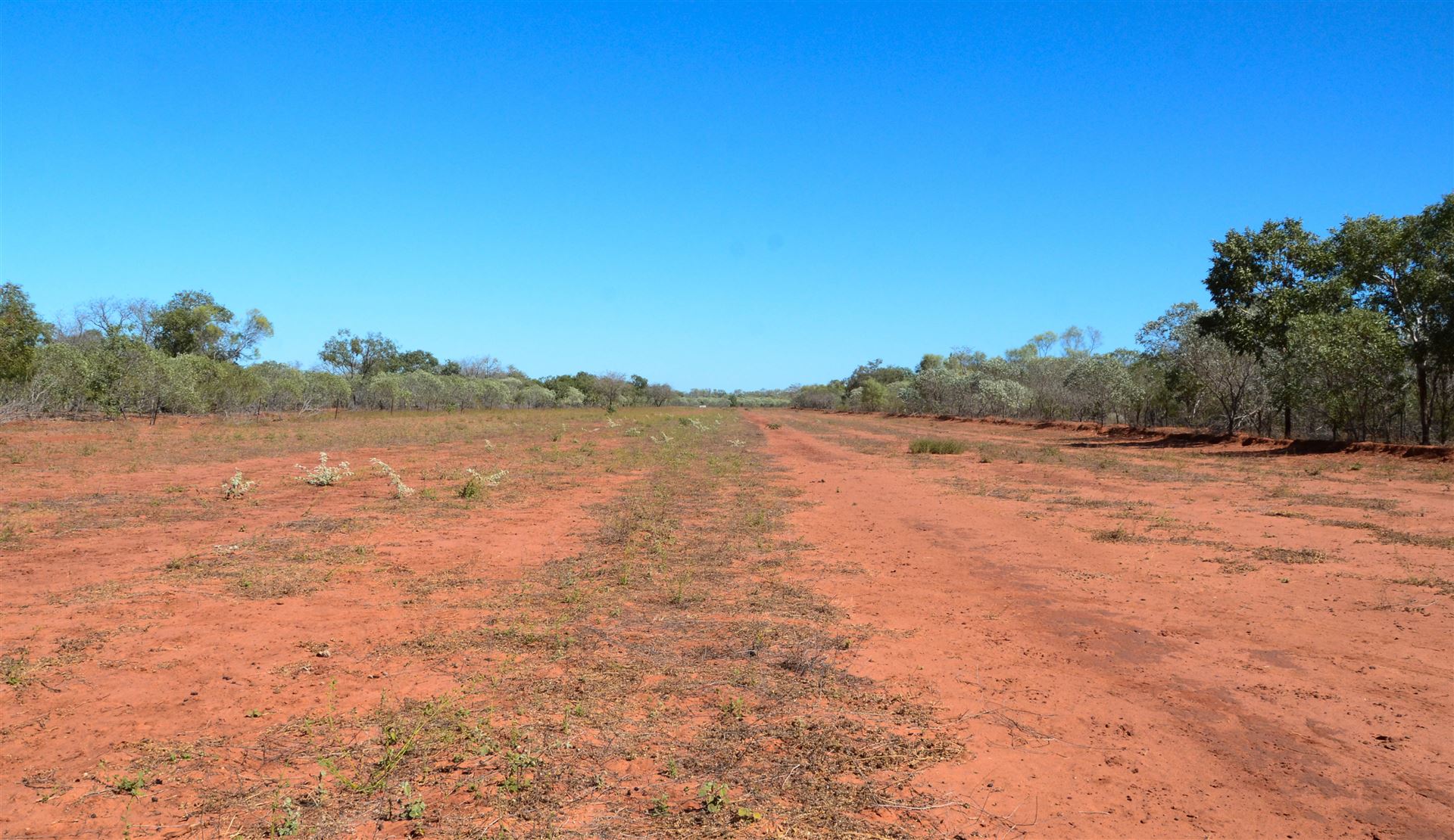 Locations Hub - Broome - Roebuck Plains Station Airstrip